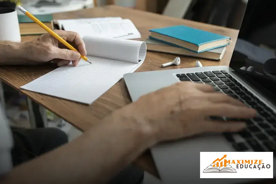 Como Citar uma Monografia nas Normas ABNT: Um Guia Simples - Maximize ...